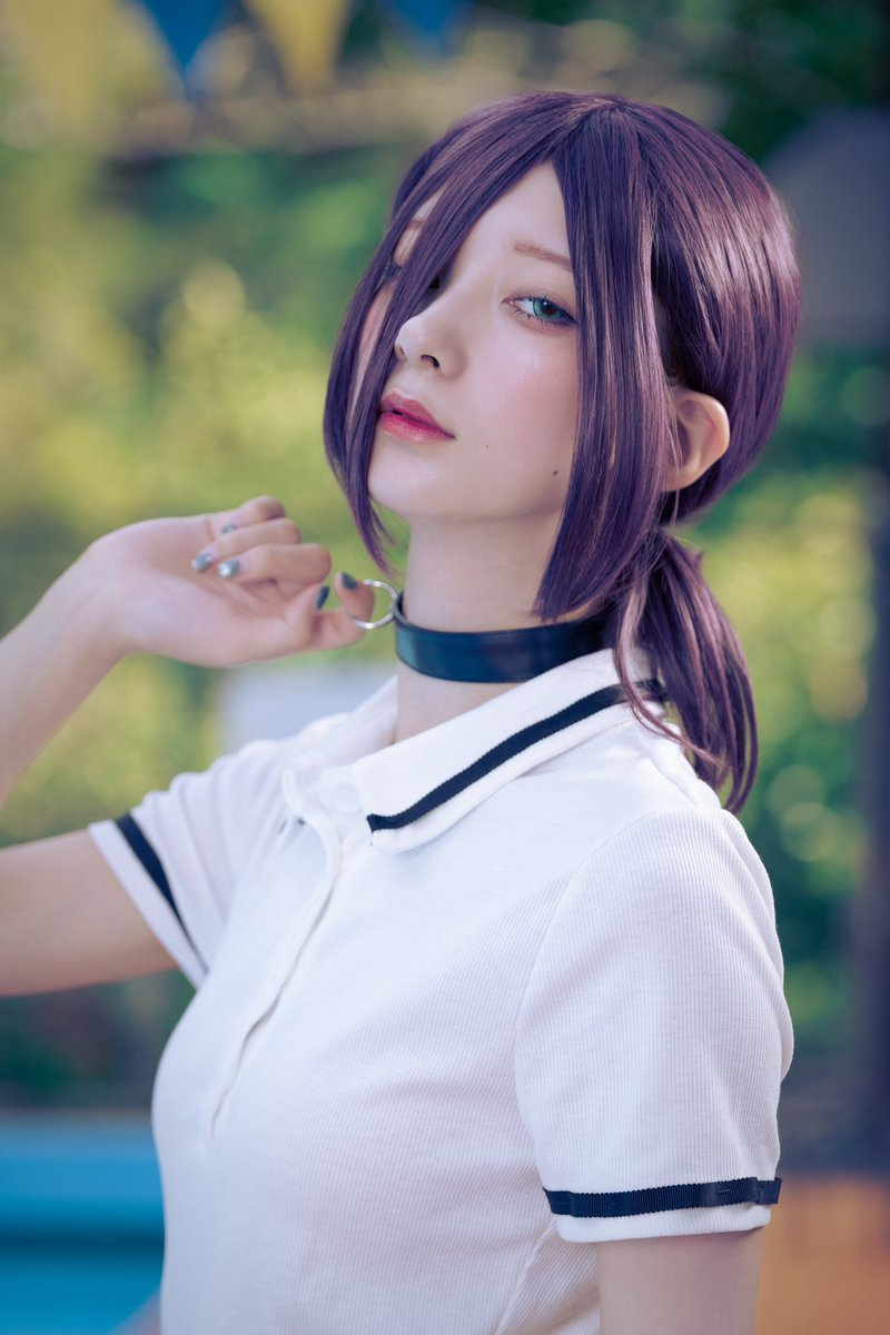 Coserレイラ扮《鏈鋸人》蕾潔展現還原神韻 絕美纖細身形讓網友大讚不已